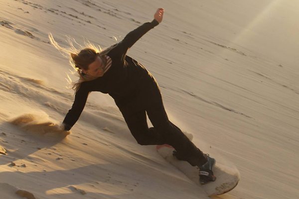 Pippies Beachhouse - Rainbow Beach Hostel & Fraser Island Tours